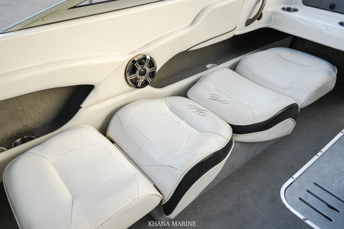2004 Monterey 180 Edge | MerCruiser 3.0L - Khana Marine